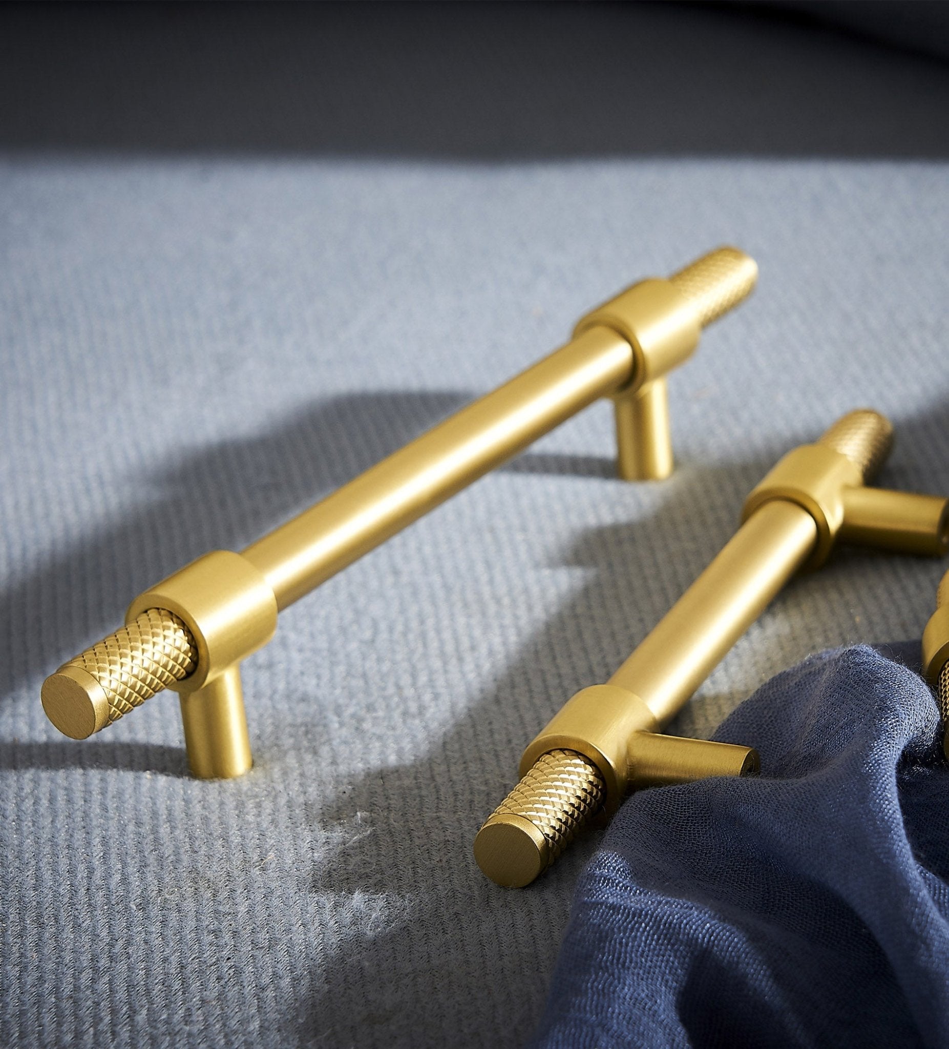 CONNEL Knurled Solid Brass Kitchen & Cabinet Handle - Luxury Handles