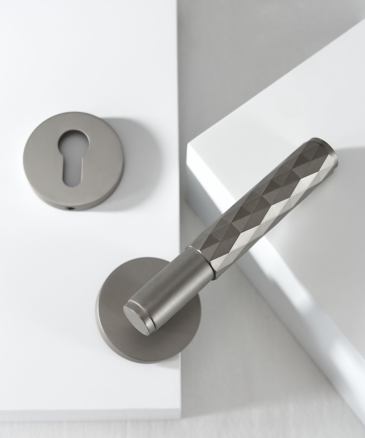 DIAMOND - Premium and high quality solid brass Door Lever handle Set