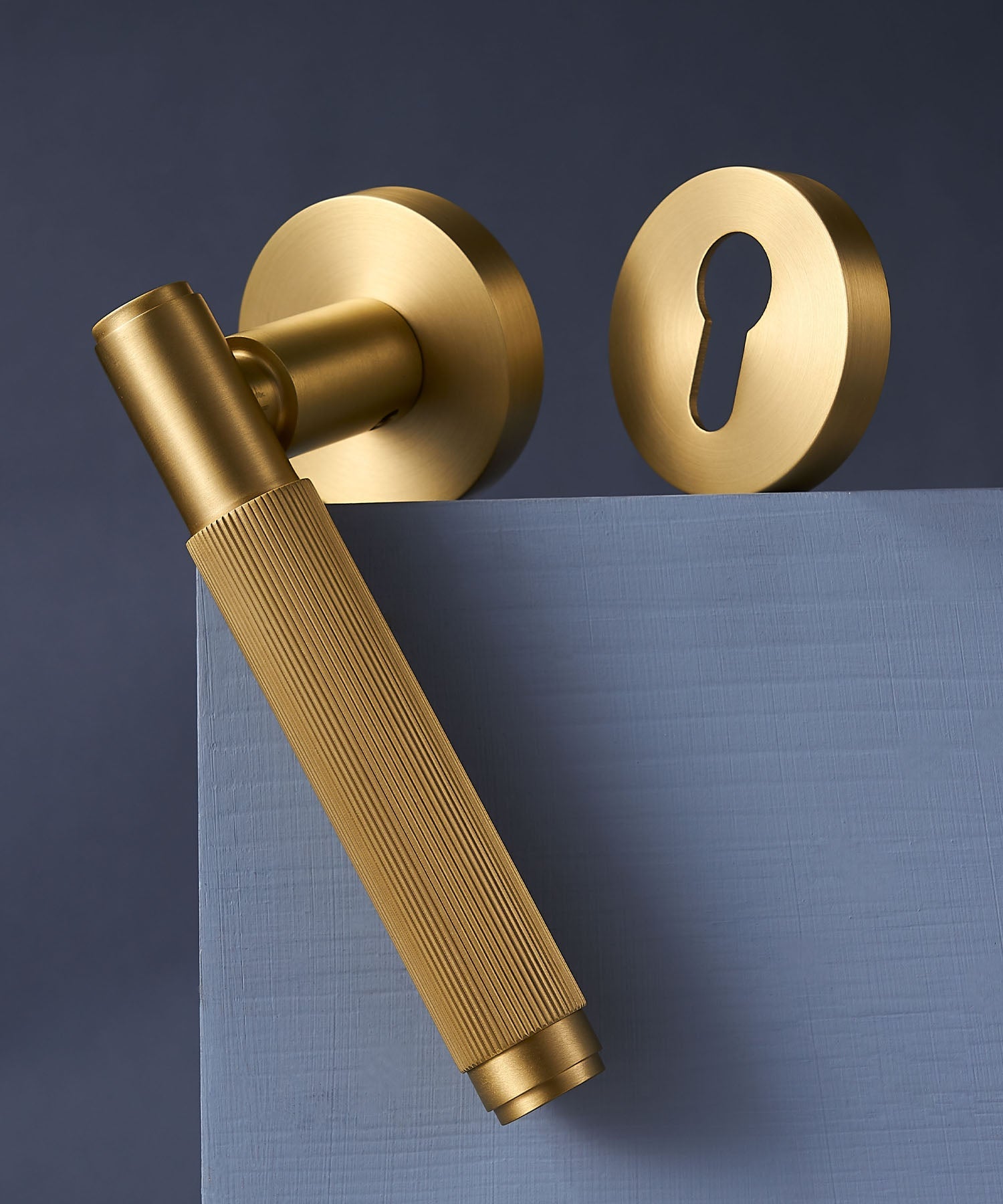 LINIA - Premium and high quality solid brass Door Lever handle Set