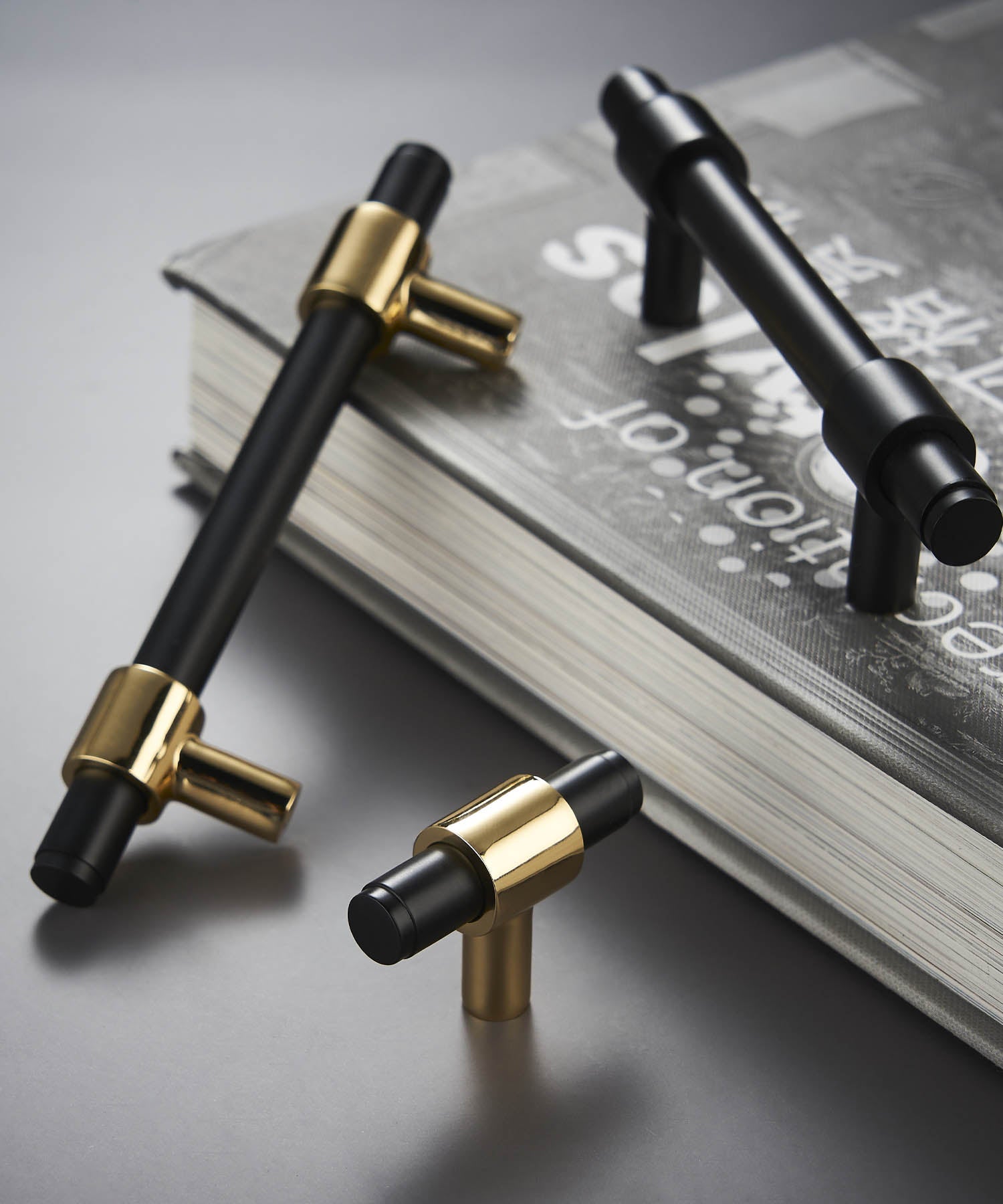 NORDIC Solid Brass Modern Kitchen & Cabinet Handle - Luxury Handles